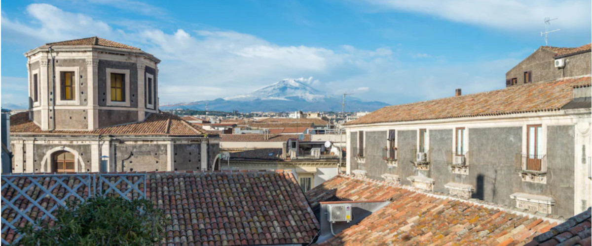 The historic Palazzo Scammacca in Catania | Murgo Winery 1860